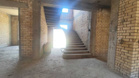 Срочно продается коробка дом, Юнусабадский район (Амер.пос-во)