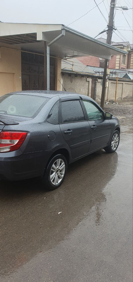 Ваз Лада гранта  9500$