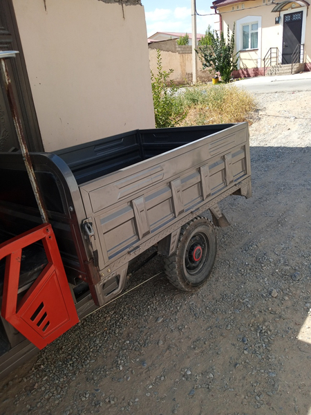Yangi moto skuter