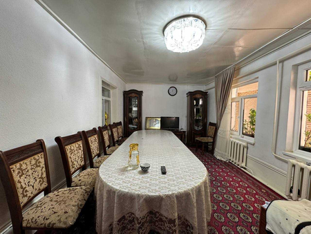 Tayyor 6 sotixli hovli sotiladi