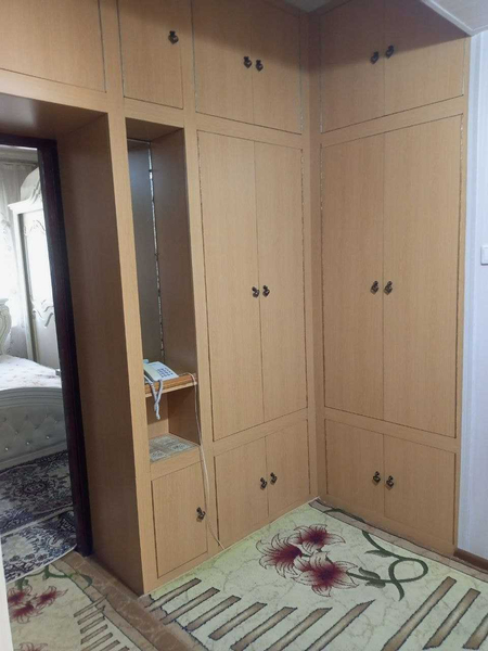 Qora qamish 2/4 3 xona 2-etaj srochna sotiladi ID: 24a505