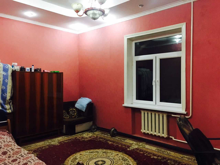 Продам 2хэтажный дом махалля Тутзор 12соток 3уровня 6комнат