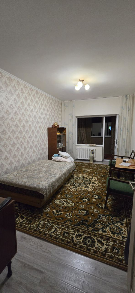 Своя. Юнусабад 6, 2/2/4. Франция. 12 дом.