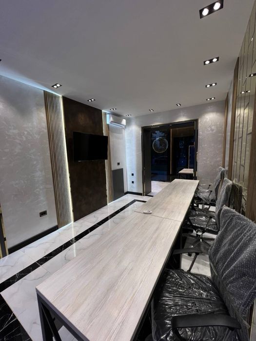 Ofis arendatori bn  sotiladi