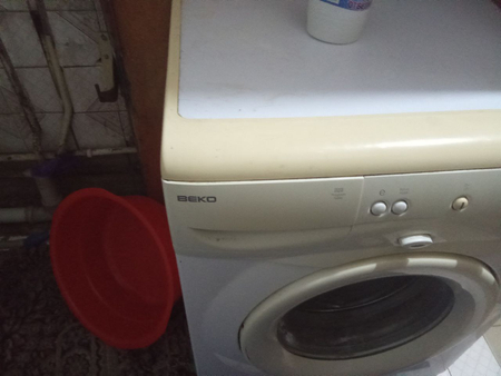 Kir mashina sotiladi