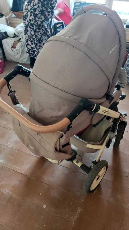 Peg Perego Легкая коляска-внедорожник 2 в 1 для прогулок + стульчик