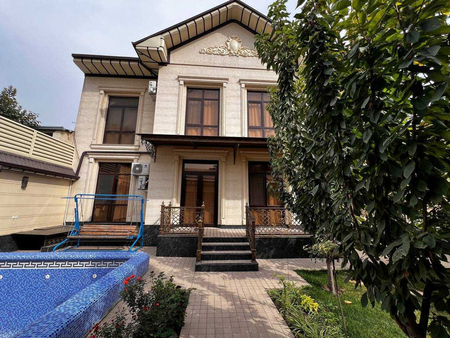 V3642 ДОМ Бадамзар махалля Ор.р: посольство Грузии     Соток 3,94