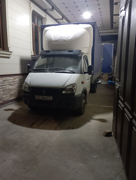 24/7 xizmatizdamiz Ozbekiston boylab yuk tashish xizmati