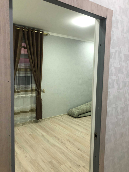 Kvartira sotiladi egasidan (Fargona sh, Tarona 16/25)
