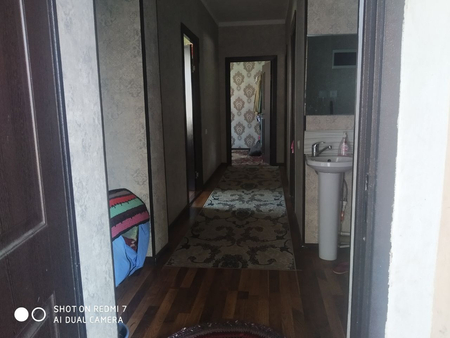 Hovli uy sotiladi !