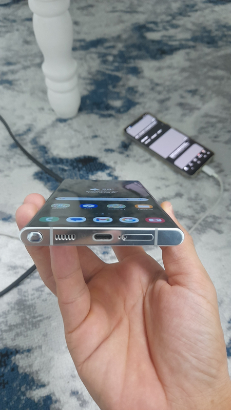 Samsung  S22 Ultra