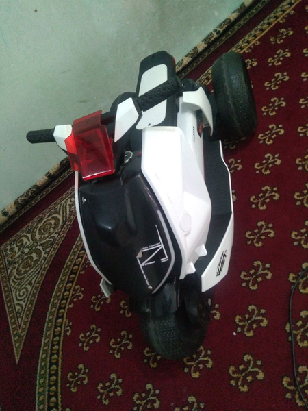 Bolalar uchun mototsikl ! Мотоцикл для детей !