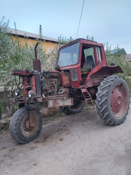 белорус МТЗ 80 traktoʻr