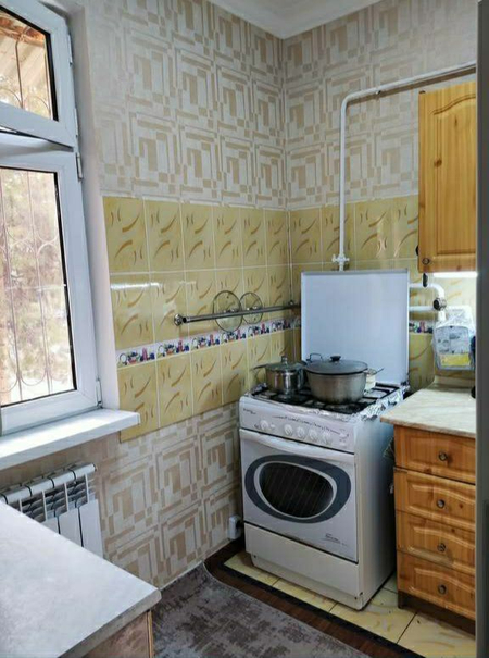 Chilanzar 7. Optoviy. 3 komnati. Balkon 1'5/3