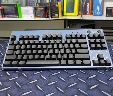 Игровая клавиатура Logitech G PRO