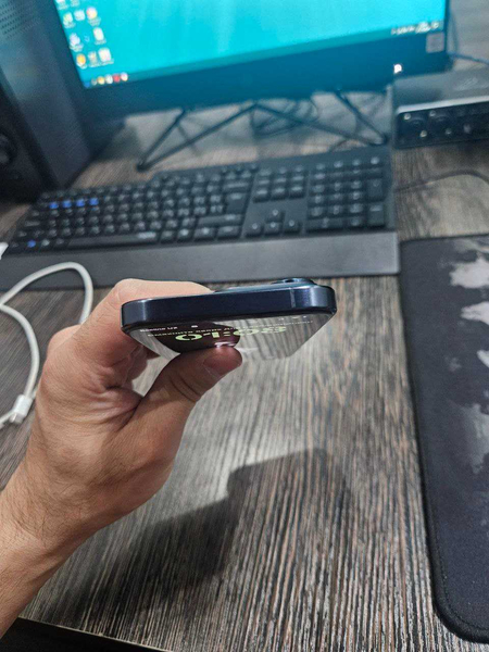 Iphone 15 pro 128 Gb