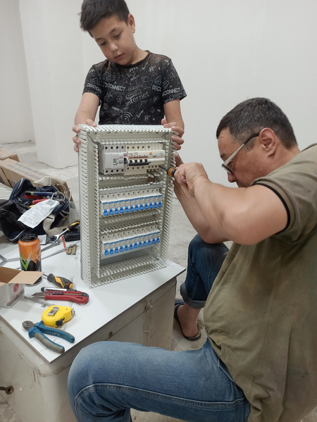 Electric power 220v-380v