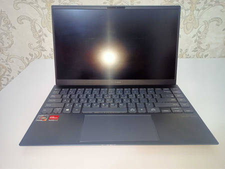 Asus Zenbook 14 (2022) hujjatlari bor