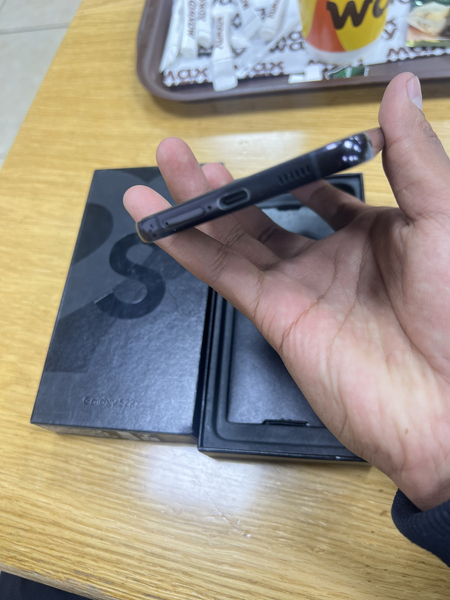 Samsung s22 plus 8/128 iidial
