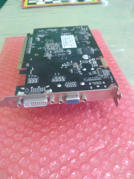 video karta _ Видео карта _ GT 220 va GF 9600 GT _ sotiladi
