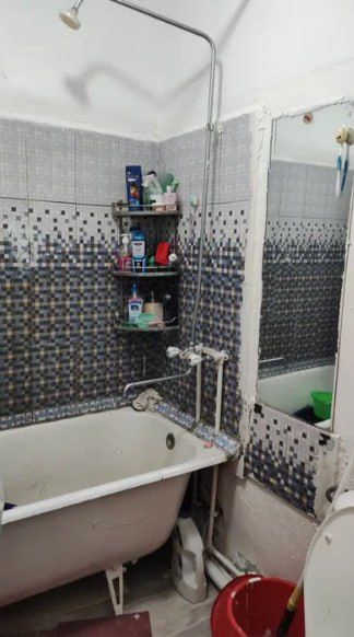 Квартира на Башлыке 3/1/9 общ пл 72м балкон 1*7