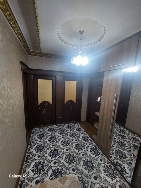 ПРОДАЁТСЯ КВАРТИРА

Кол-во комнат: #4х (94м2) с подвалом, (6м2) балкон