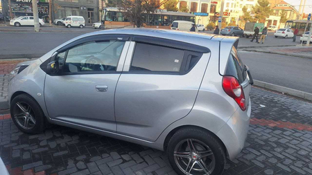 Chevrolet Spark 2017 год