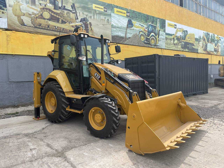 Экскаватор-погрузчик CAT 432