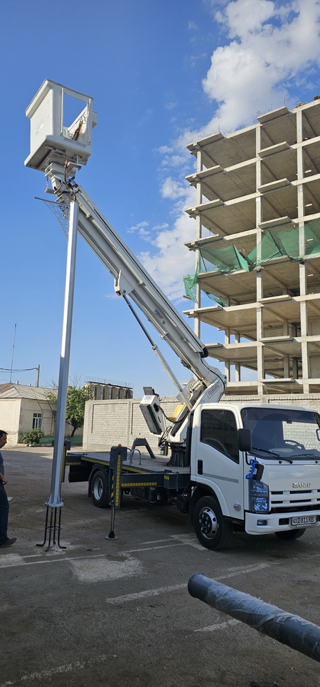 Продаётся автовышка 18 метров в идеальном состоянии