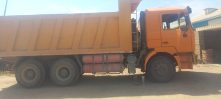 Shacman f2000 metan 4ta 150talik xolati yaxshi