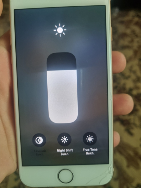 Iphone 8 64tali srochni sotiladi