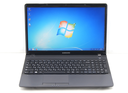 Samsung noutbuk sotiladi