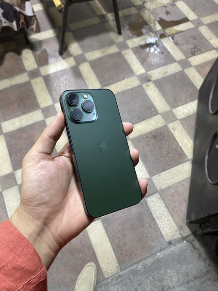Iphone 13 Pro  Green Color