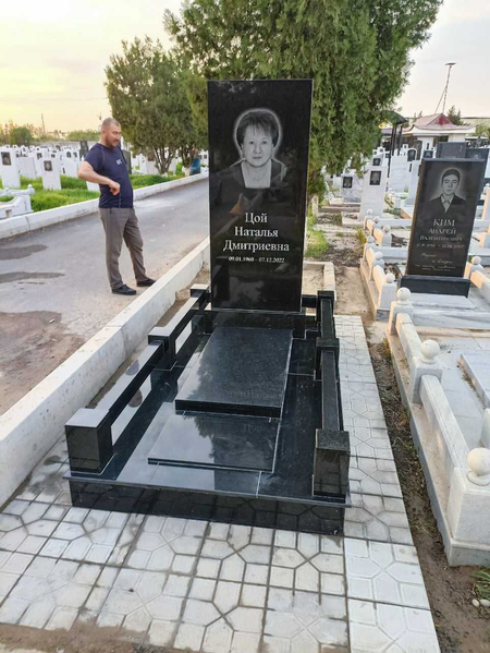 Памятники гранитные