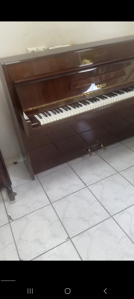 Petrof pianino пианино