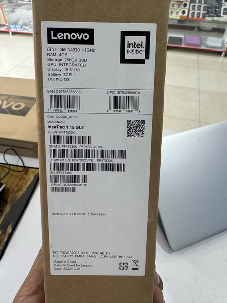 3 kun ishlatilgan lenovodan keldi ideal yangidek 3 dona bor ssdlik