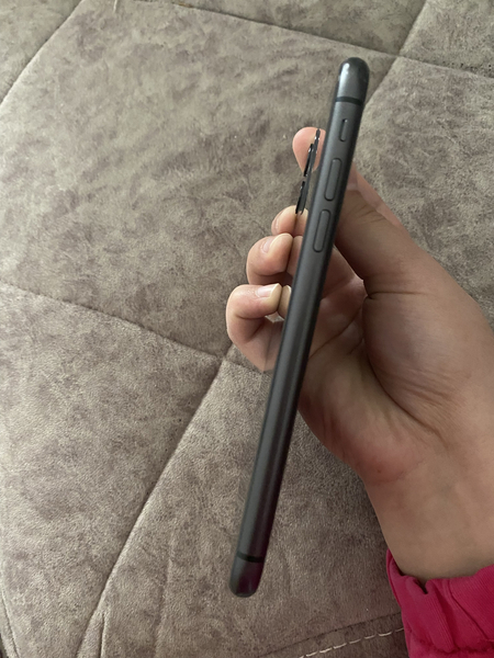 iPhone 11 ishlashi zõr