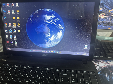 Acer aspire e1-571G