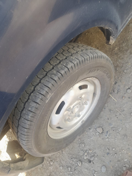 Ford tranzit sotiladi