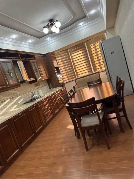 Срочно продается Квартира Ойбек 190кв
