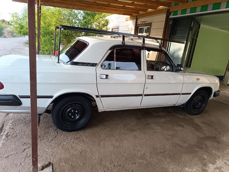 3110 sotiladi yurub turgan moshina