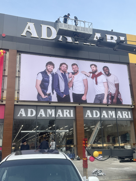 Tashqi reklama banner pechat 3D harflar reklama xizmati