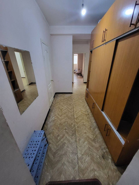 Сергели 6, 2/3/8 ипотеки нет, 62кв. Два балкона