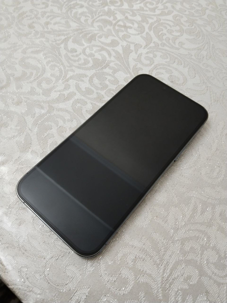 Iphone 13pro max sotiladi srochna