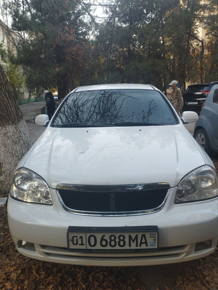 Продаётся автомобиль ласетти 2012