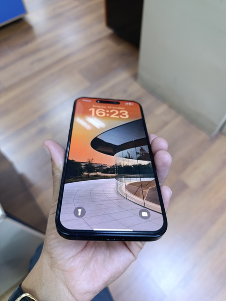 iPhone 15Pro Max esim