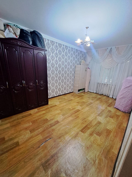 Продаю квартиру на Алмазарском районе
