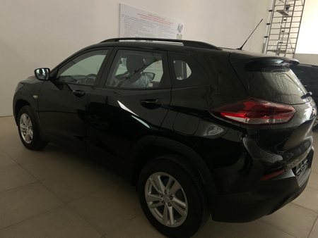 TRACKER Turbo 2023 сотилади Ls