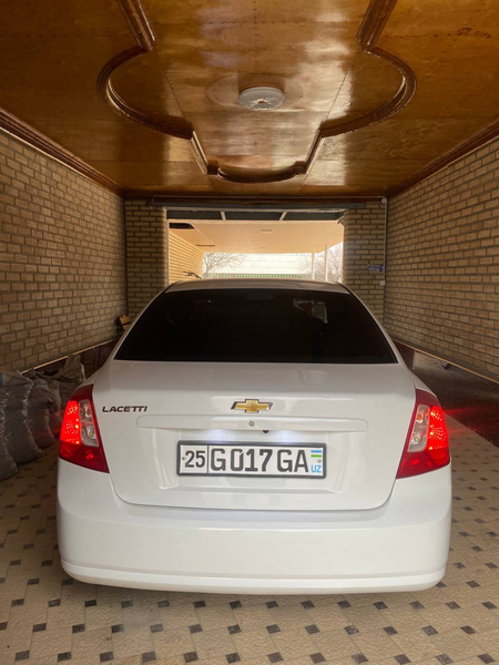 Lacetti 2012 1-pozitsiya