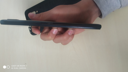 Redmi 7 sotiladi